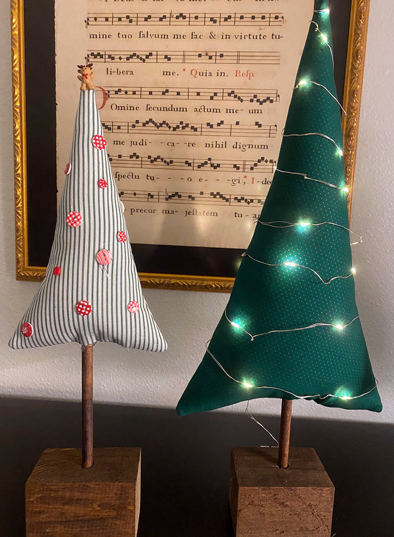Easy Peasy Fabric Christmas Tree DIY